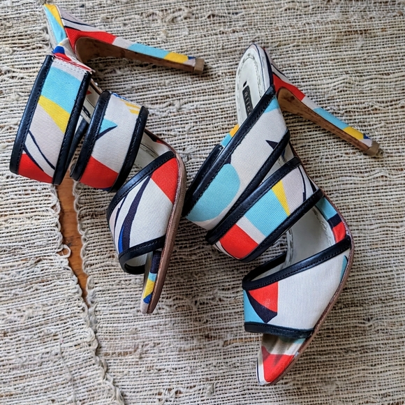 Alice + Olivia | Shoes | Alice And Olivia Harietta Colorful Heels ...